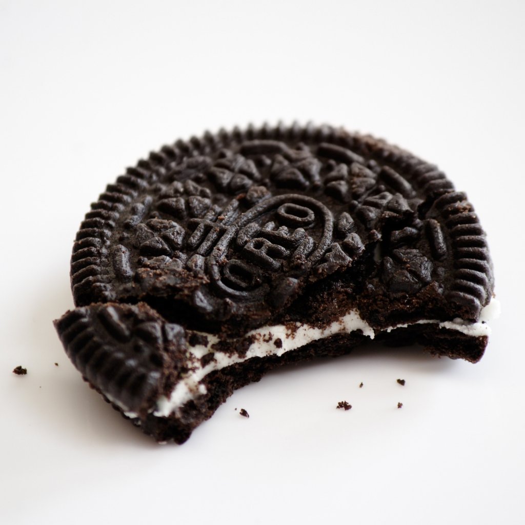 Bake with us live as we make a Giant Oreo! | thehungrymonkeybakingcompany